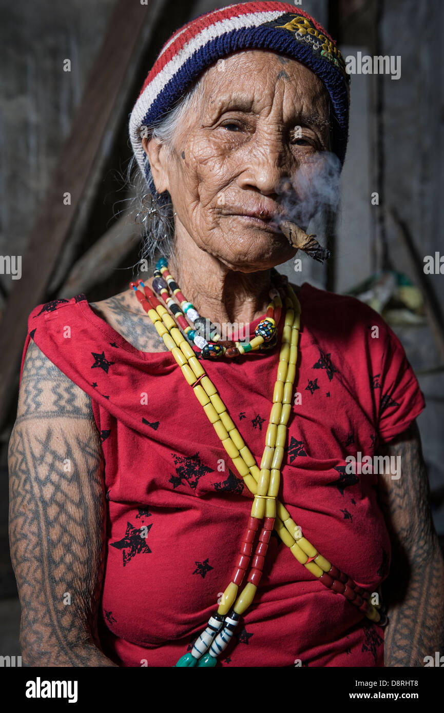 Portrait of an old Philippino woman with tattoes, Tinglayan, Kalinga ...