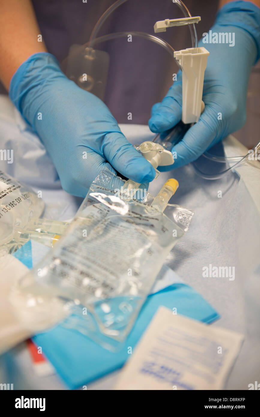 Hospital drip hi-res stock photography and images - Alamy