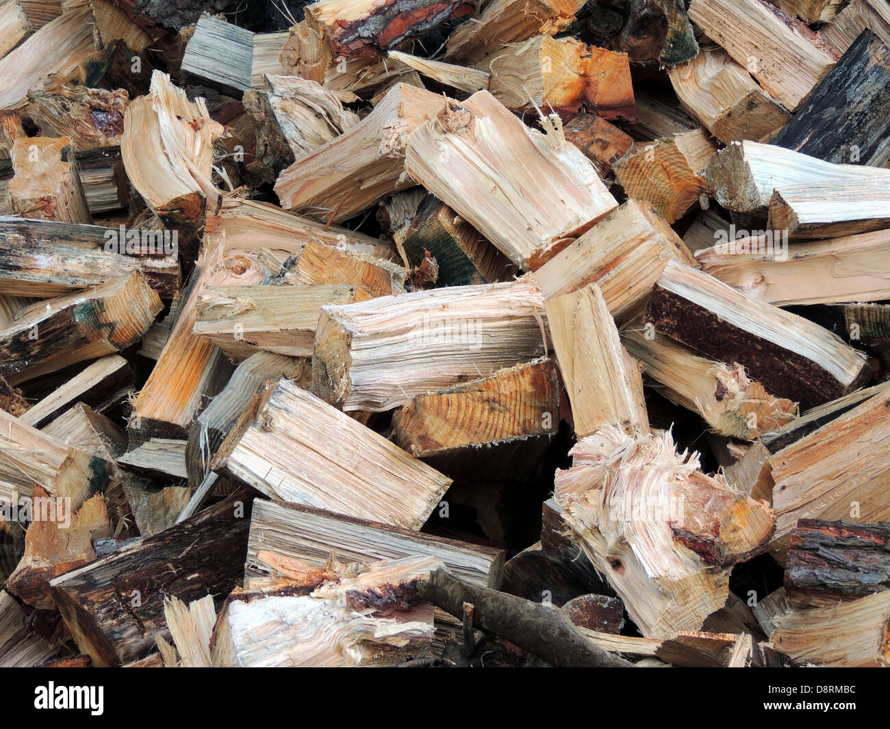 Bark firewood hi-res stock photography and images - Alamy