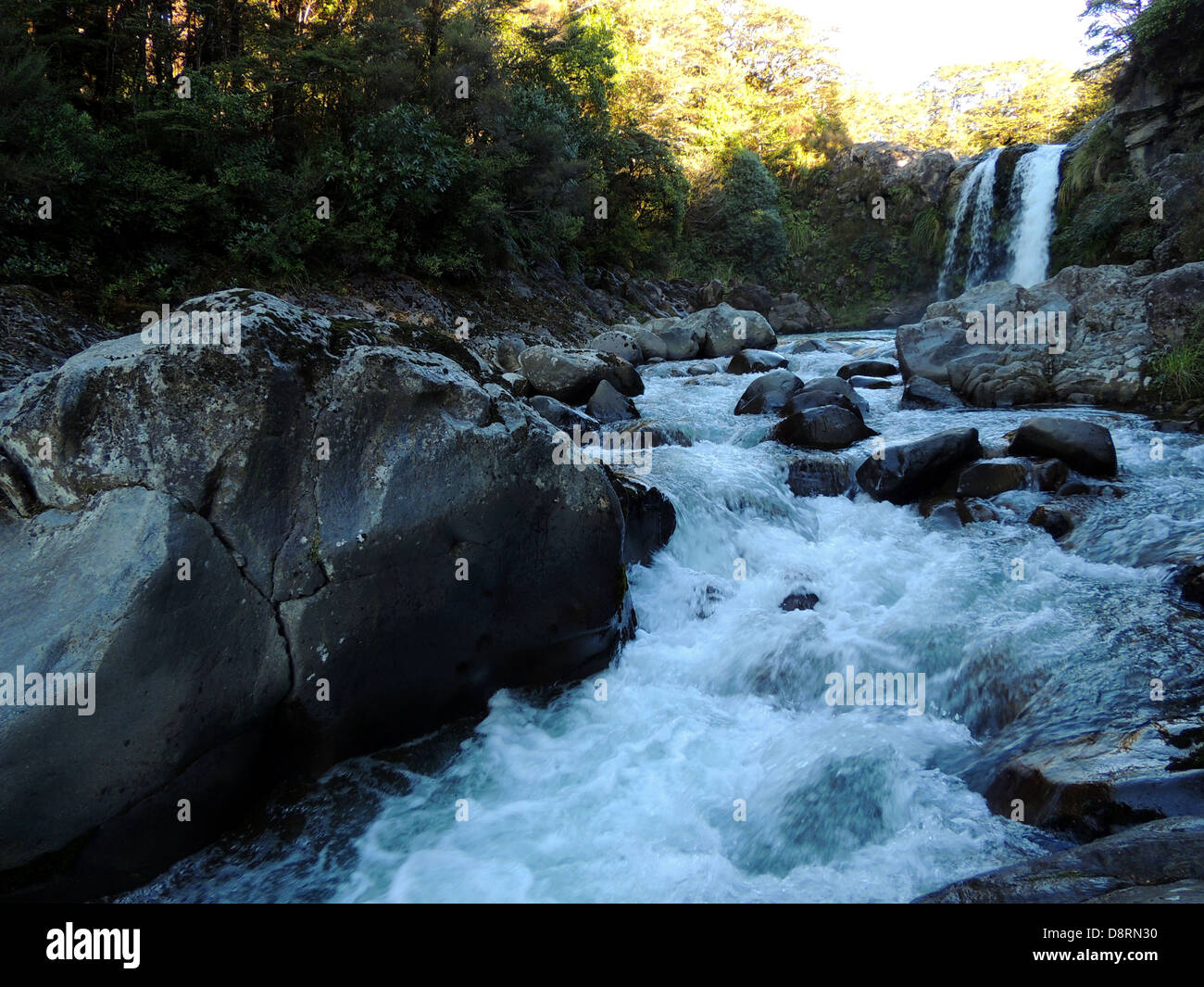 Beautiful waterfall streaming river hi-res stock photography and images ...