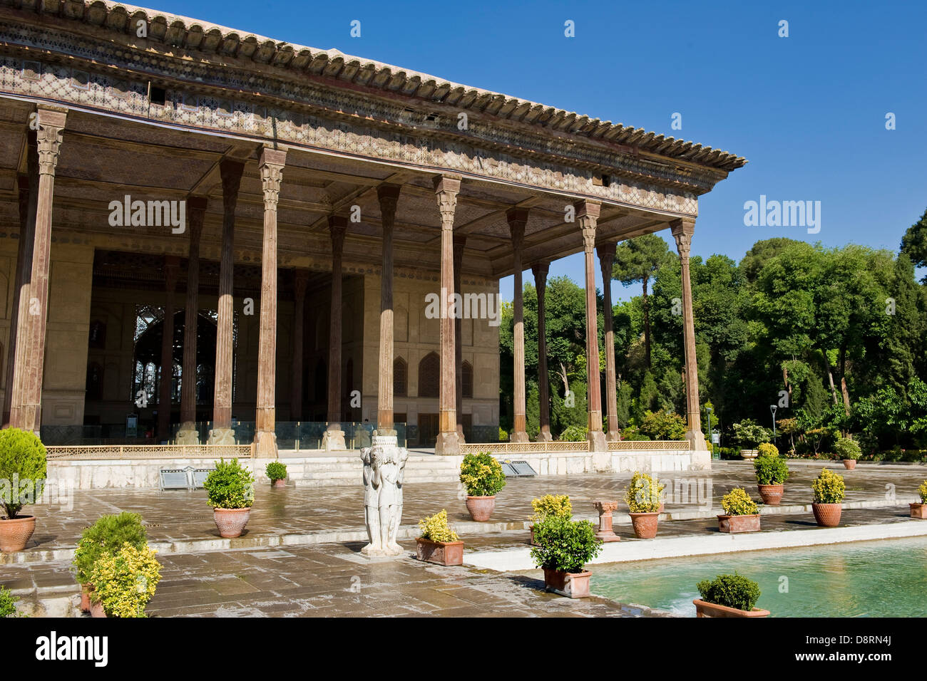 Chehel sotoun palace hi-res stock photography and images - Alamy