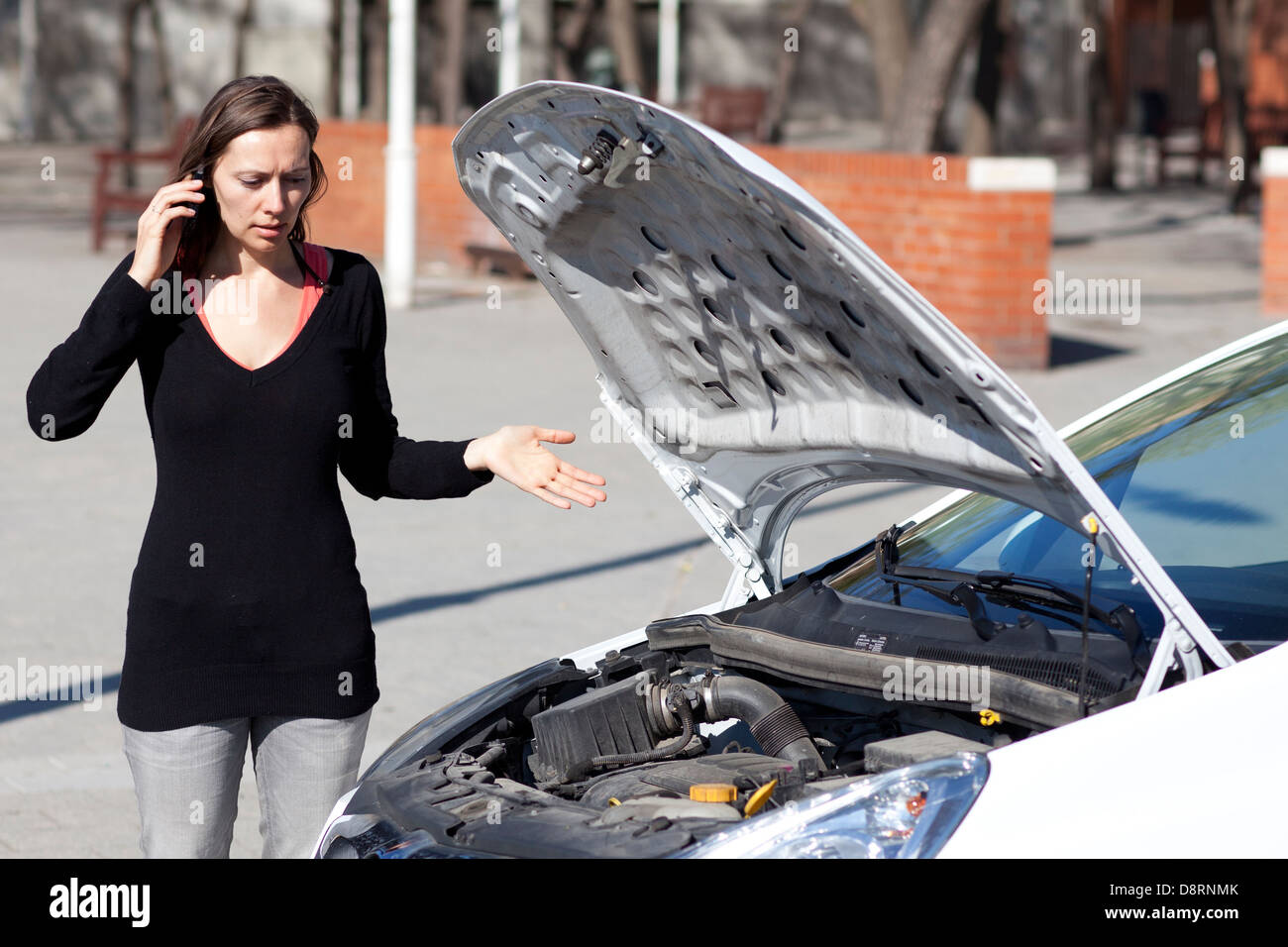 Roadside assistance hi-res stock photography and images - Alamy