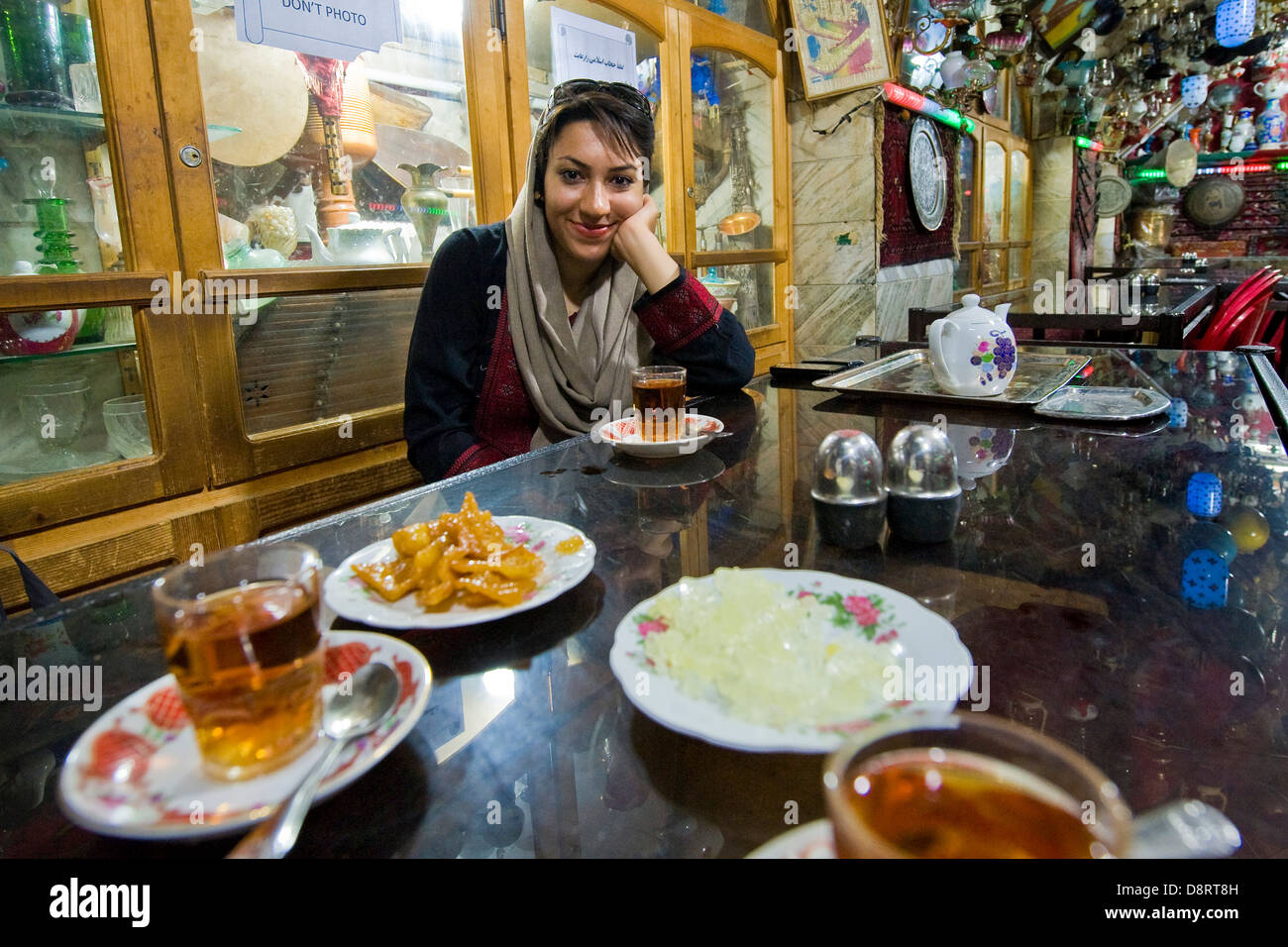 Iran, Isfahan, traditional tea house, young woman Stock Photo - Alamy