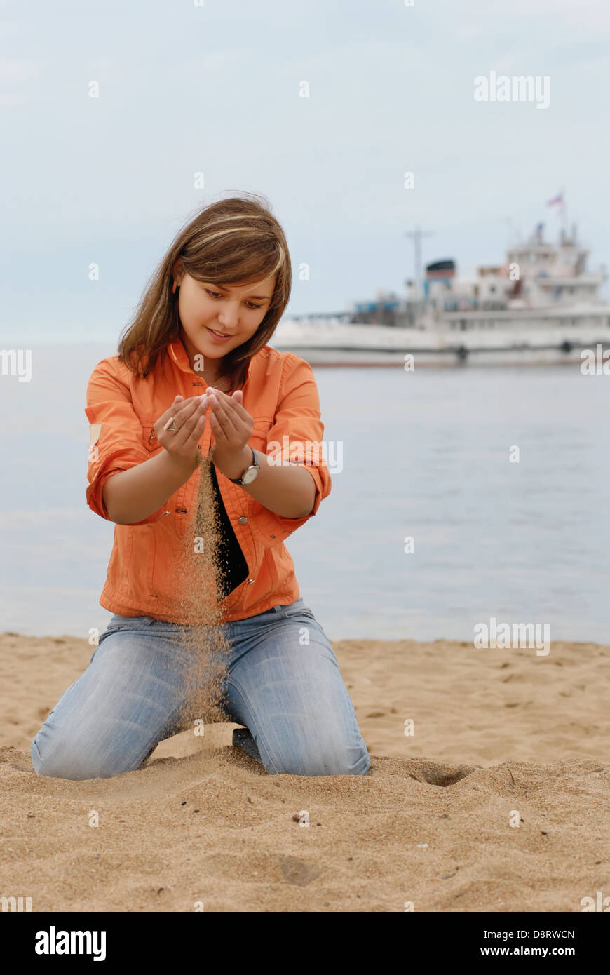 Pouring sand High Resolution Stock Photography and Images - Alamy