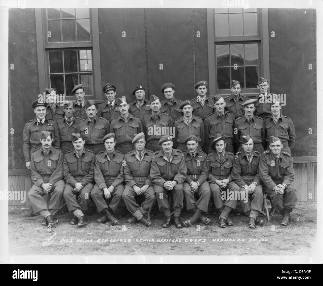 British army uniform world war ii hi-res stock photography and images ...