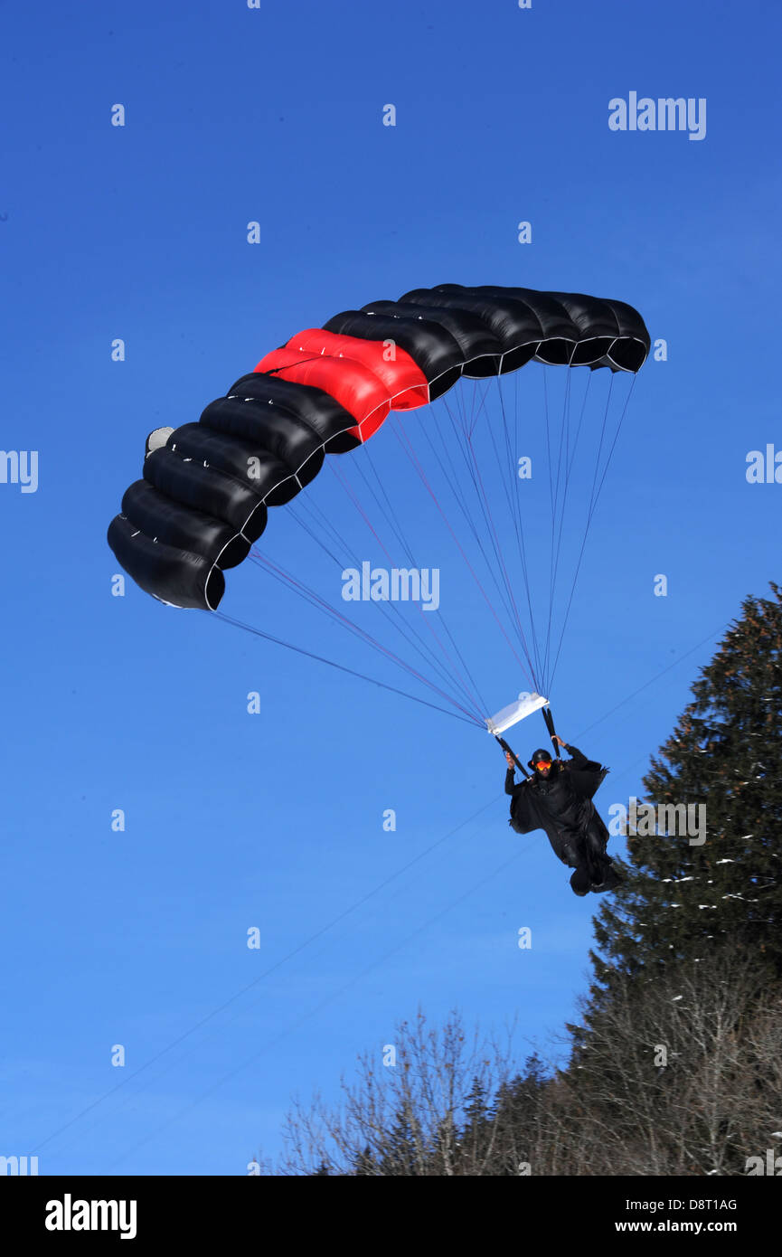 Parapent hi-res stock photography and images - Alamy