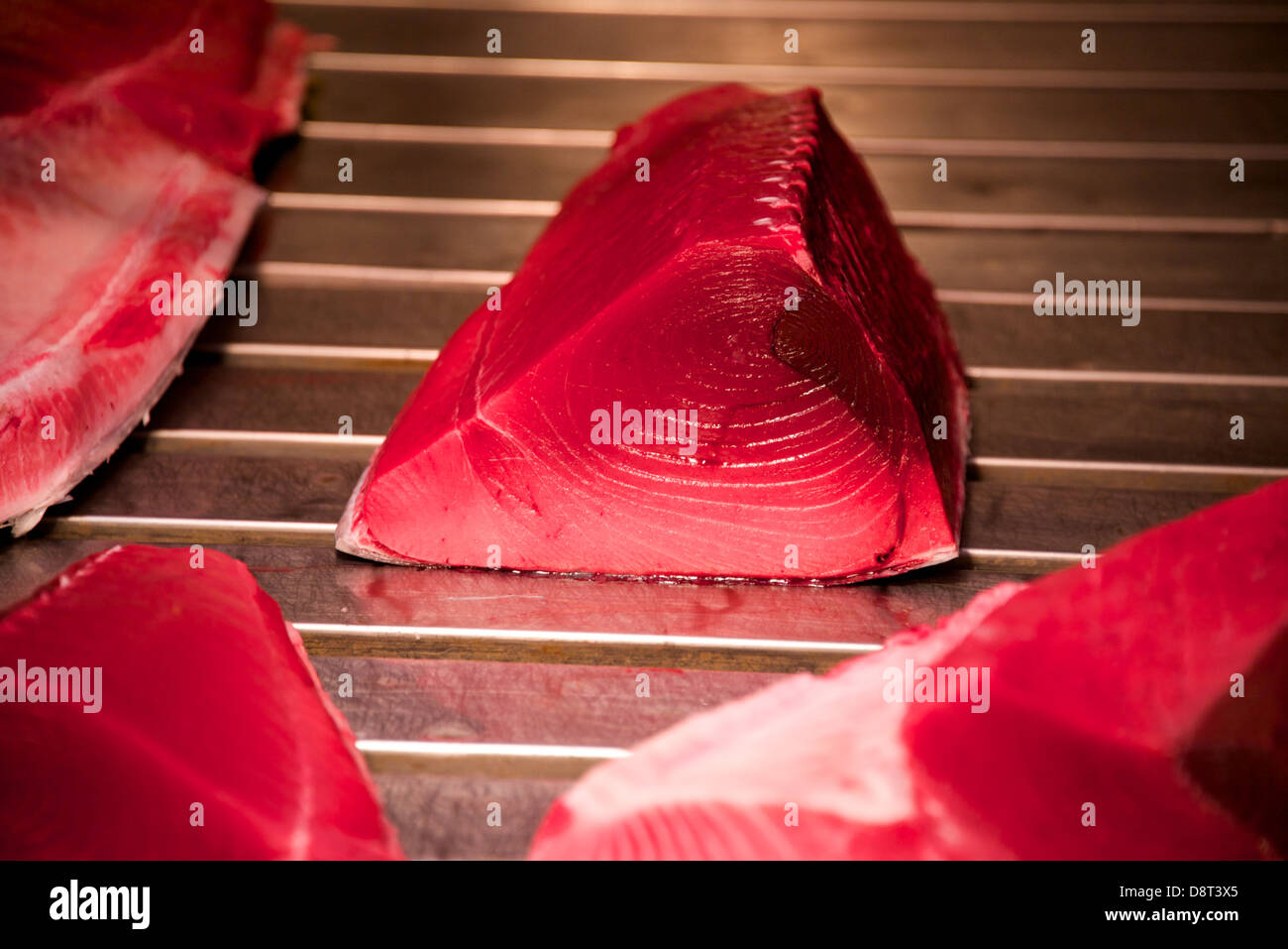 Japanese tuna fishing hi-res stock photography and images - Alamy