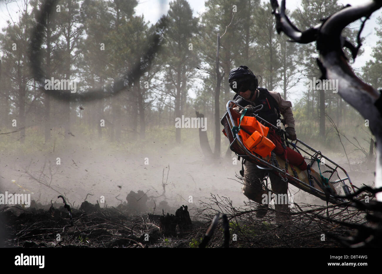 Rescue basket hi-res stock photography and images - Alamy