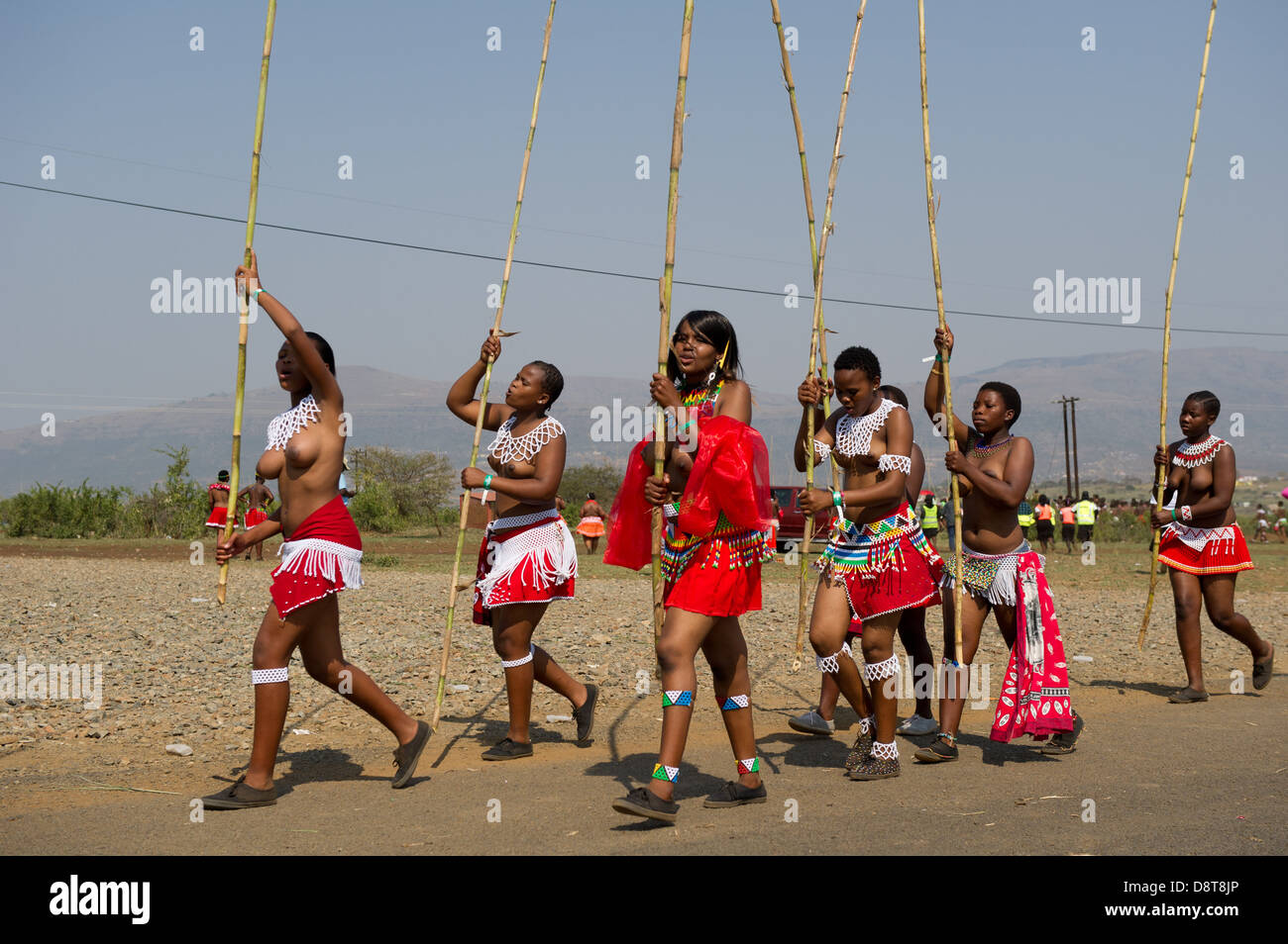 Zulu maidens hi-res stock photography and images - Alamy