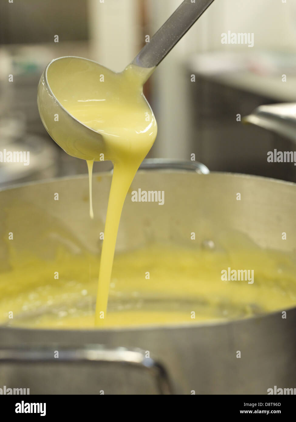 Custard hi-res stock photography and images - Alamy