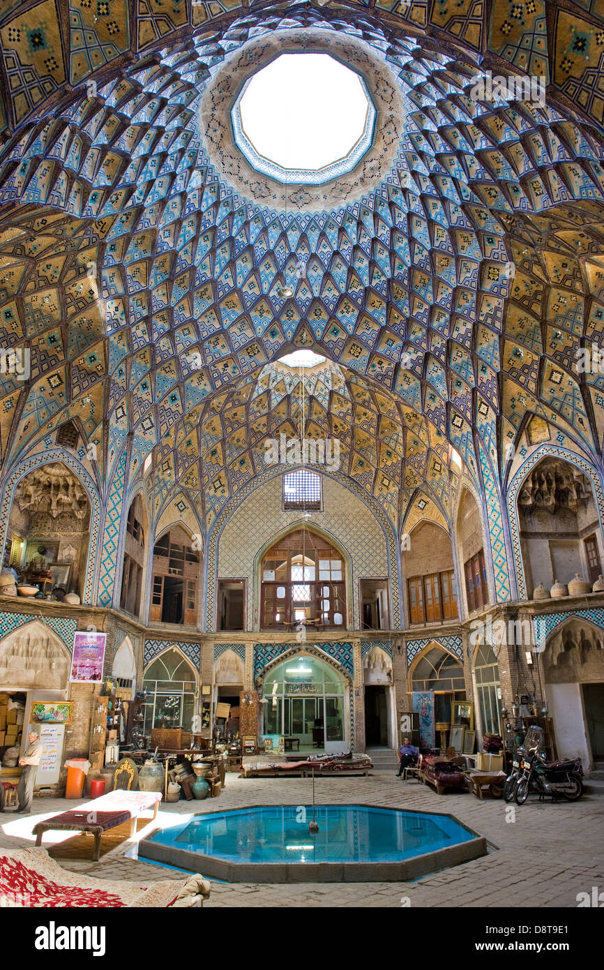 Iran, Kashan, old bazaar Stock Photo - Alamy