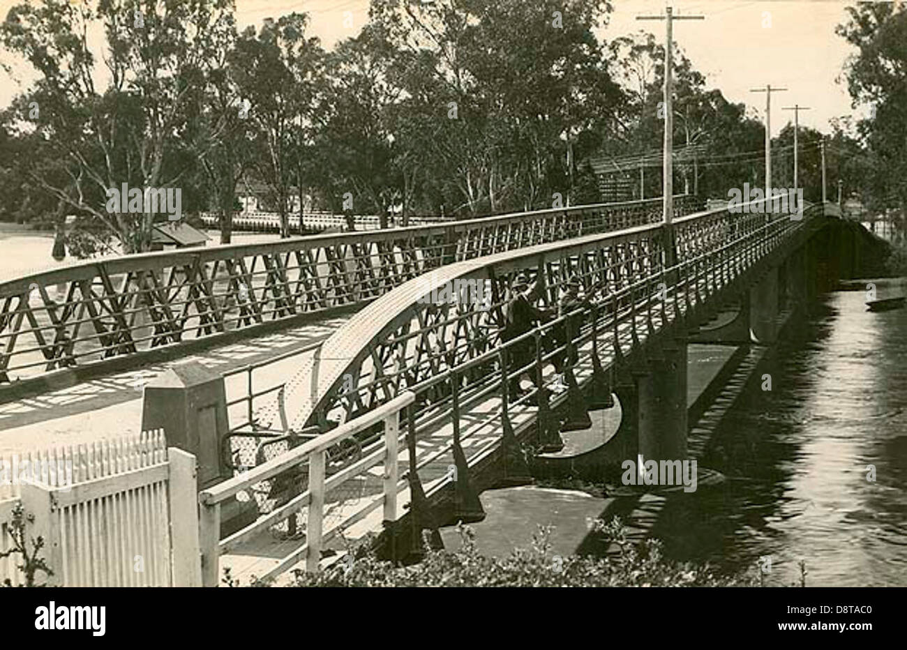 The John Foord Bridge, located over the Murray River in Corowa, New ...