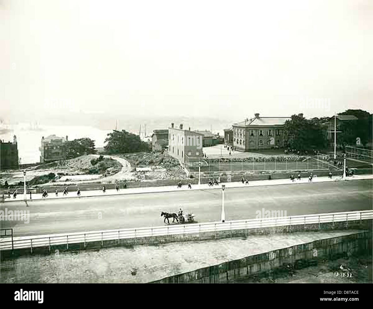 A historical black-and-white photograph of the Fort Street Girls' High ...