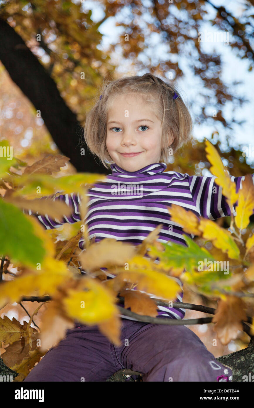Sonnig autumn hi-res stock photography and images - Alamy