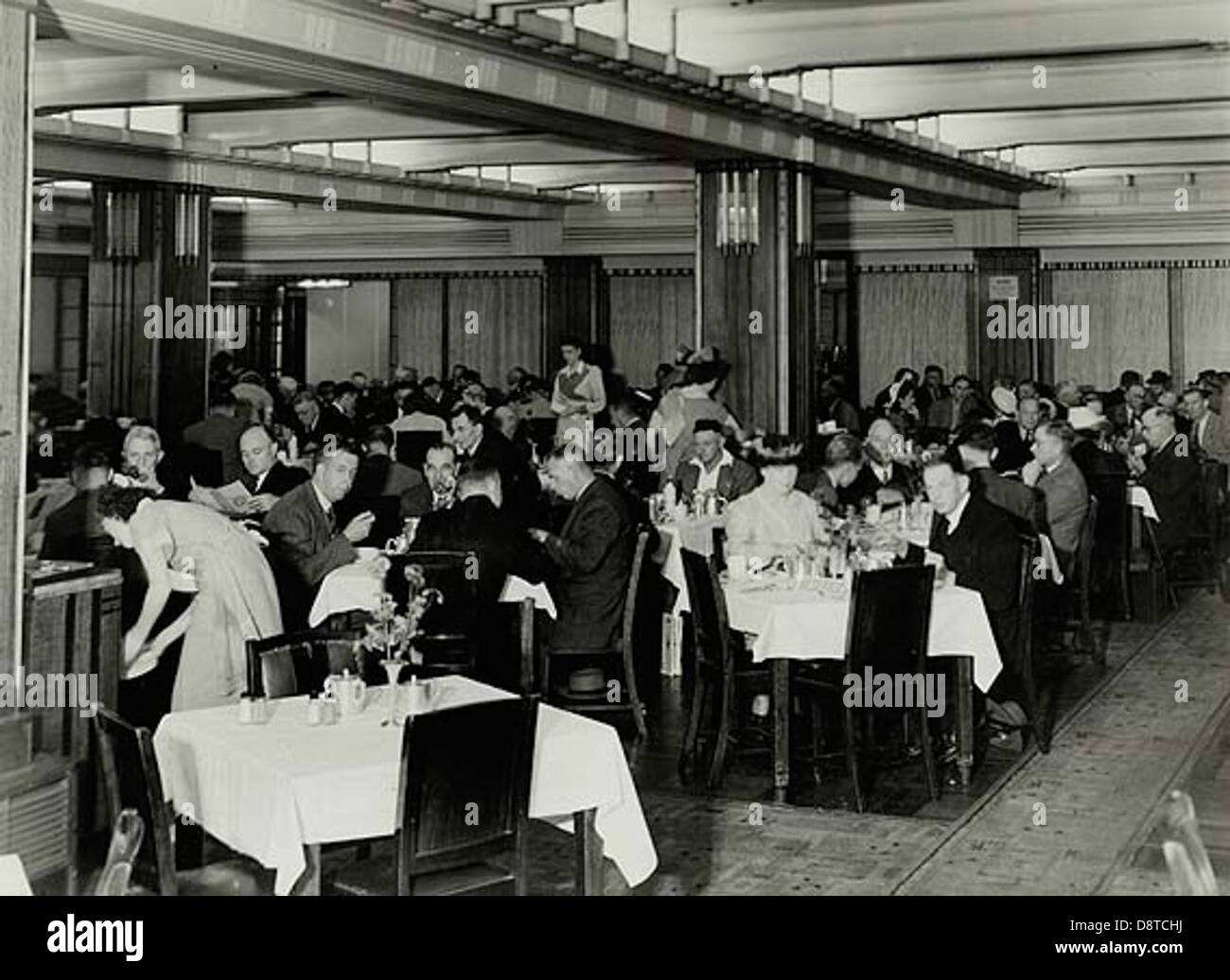 Wynyard (?) Railway Refreshment Room Stock Photo - Alamy