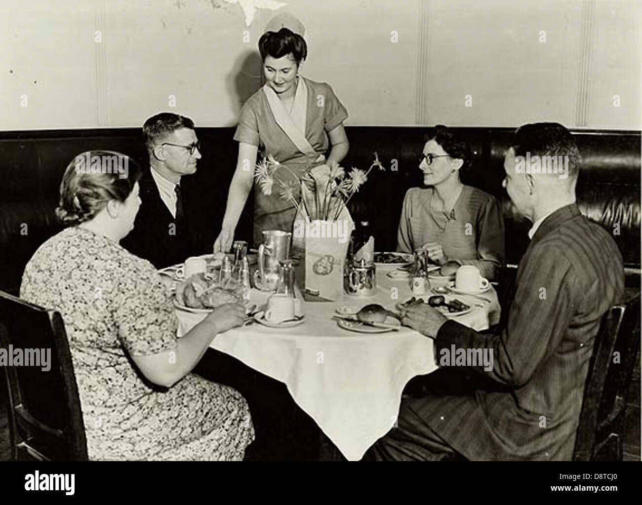 Refreshment_room hi-res stock photography and images - Alamy