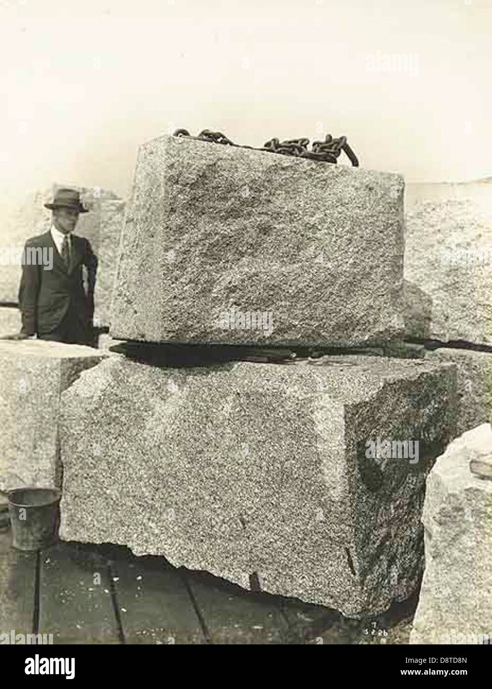 Granite for the piers of the Sydney Harbour Bridge Stock Photo - Alamy