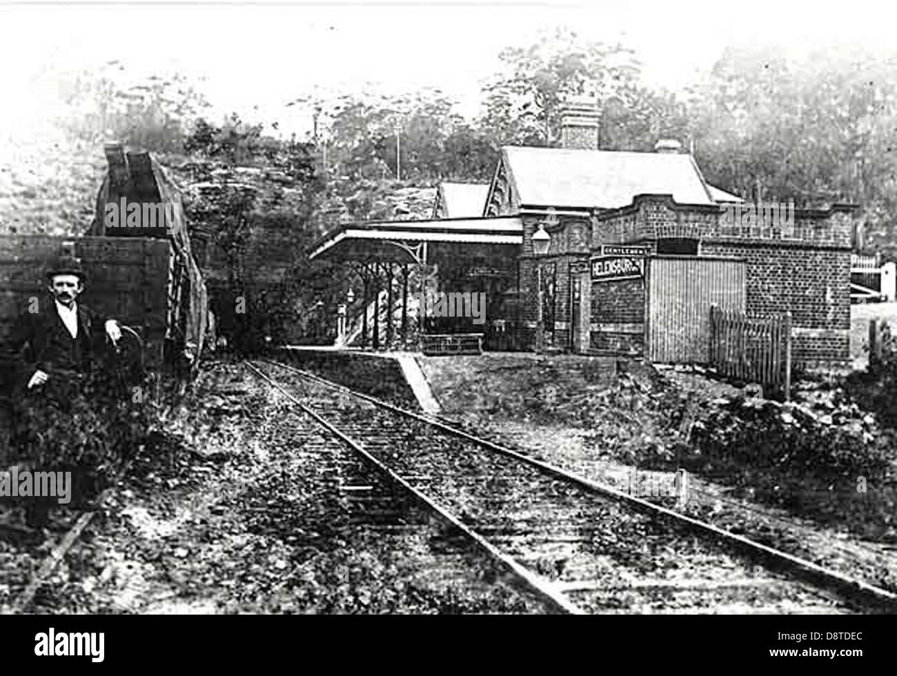 Helensburgh railway hi-res stock photography and images - Alamy