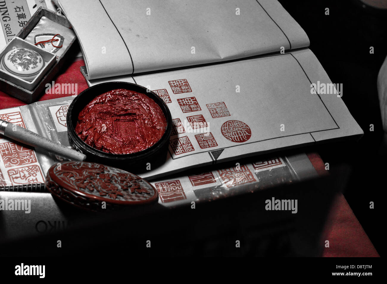 Chinese seal hi-res stock photography and images - Alamy