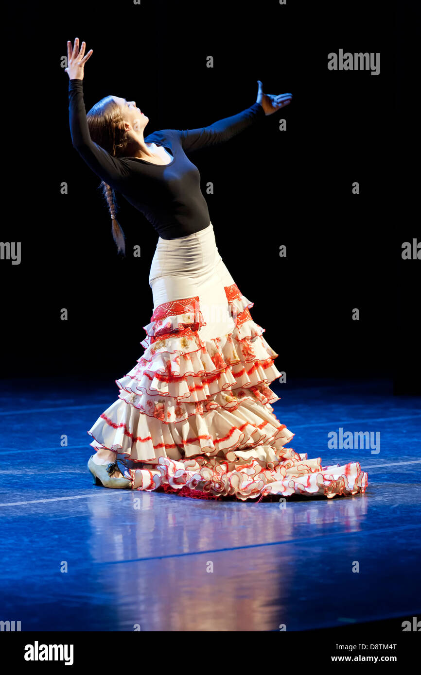Flamenco dancer, Yjastros Dance Company, Rodey Theatre, Albuquerque ...
