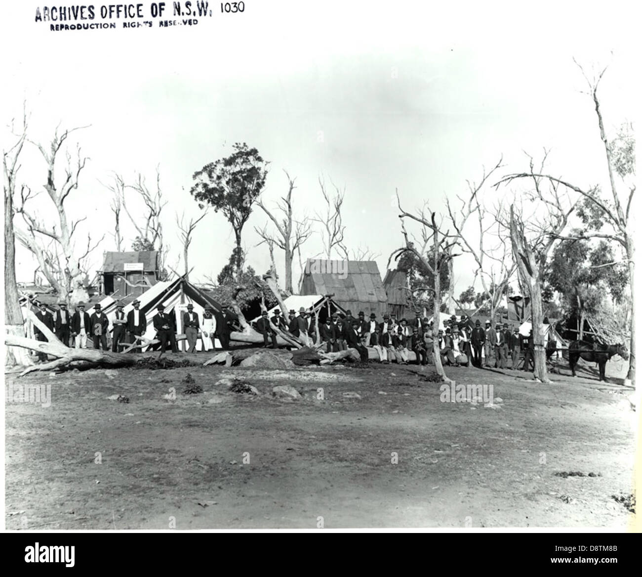 Labour camp hi-res stock photography and images - Alamy