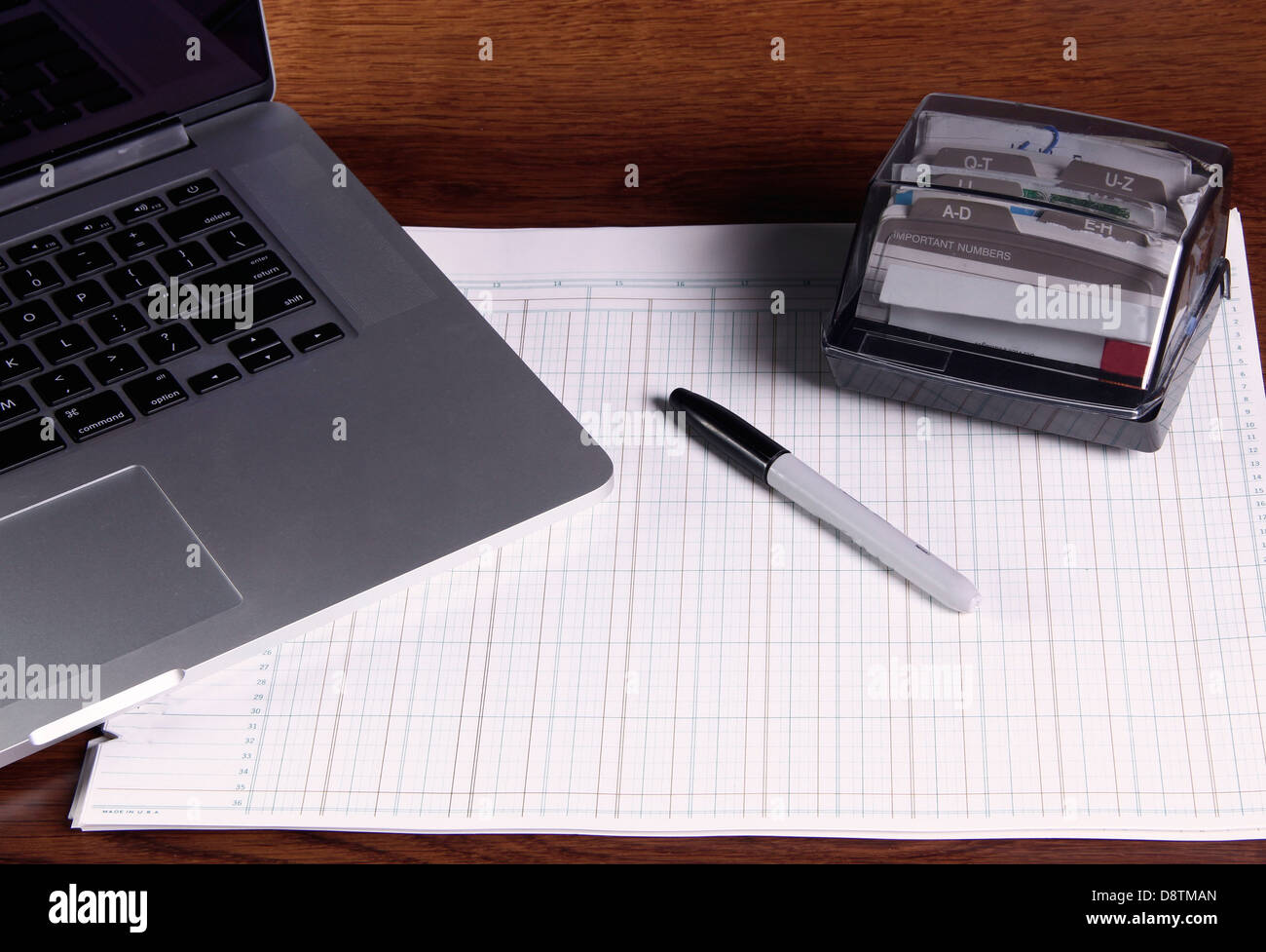 Analysis work file hi-res stock photography and images - Alamy