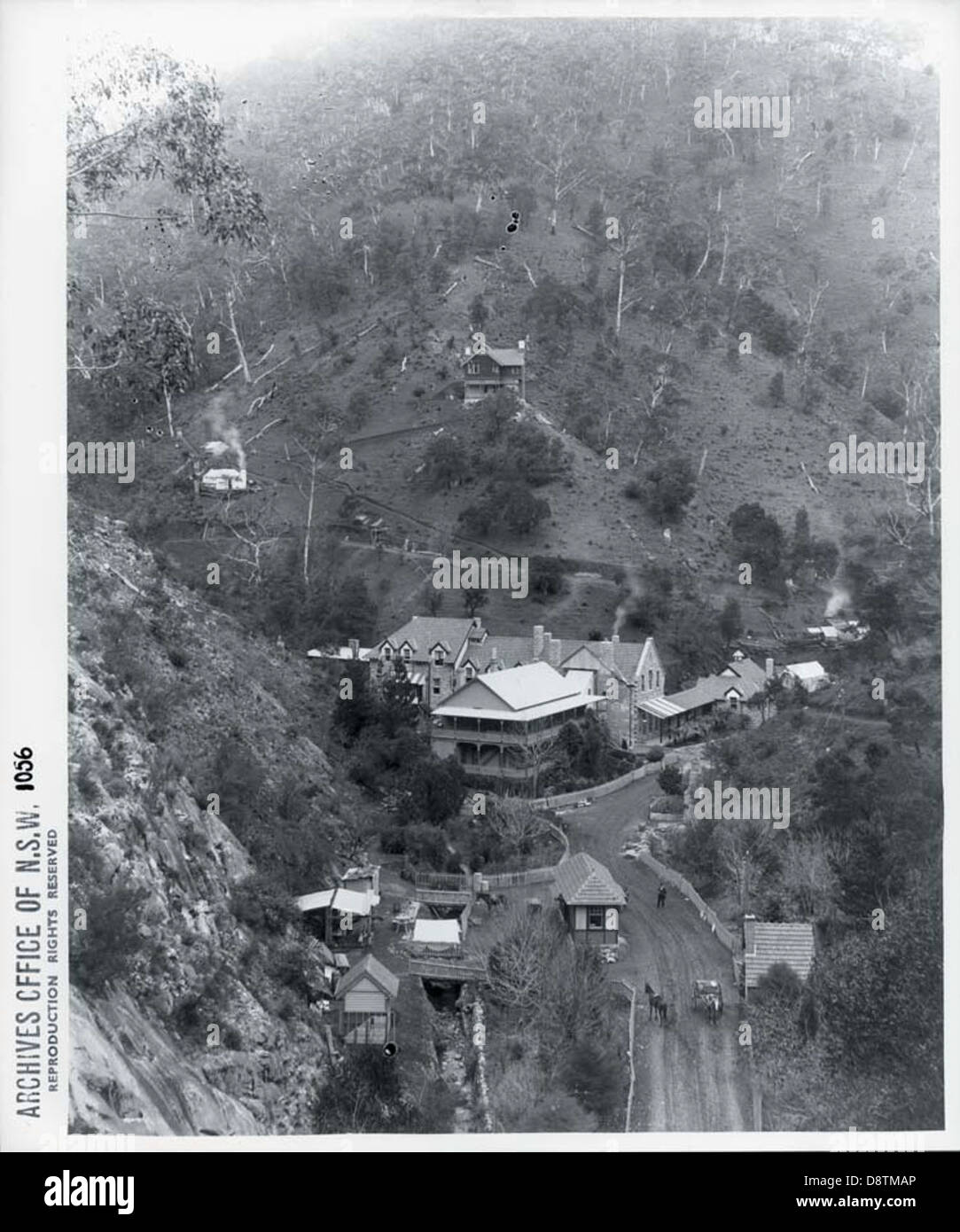 Jenolan caves house hi-res stock photography and images - Alamy