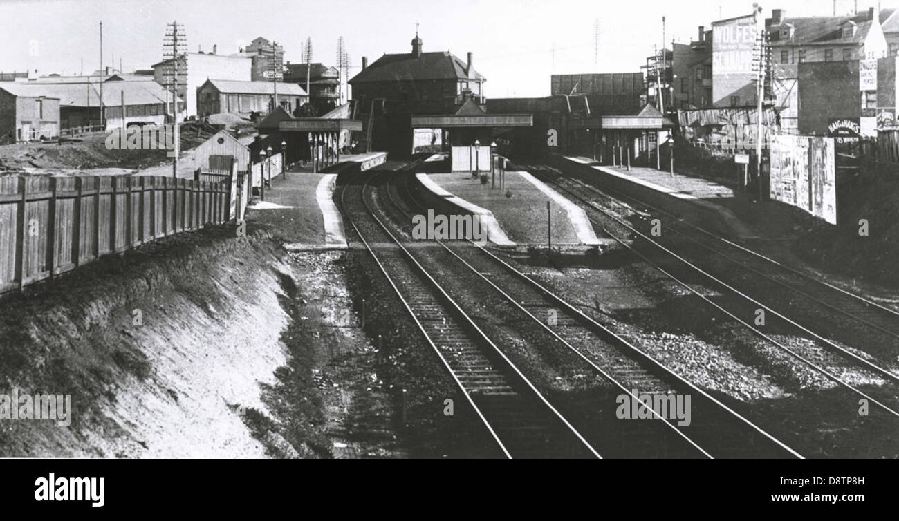 Newtown railway station hi-res stock photography and images - Alamy