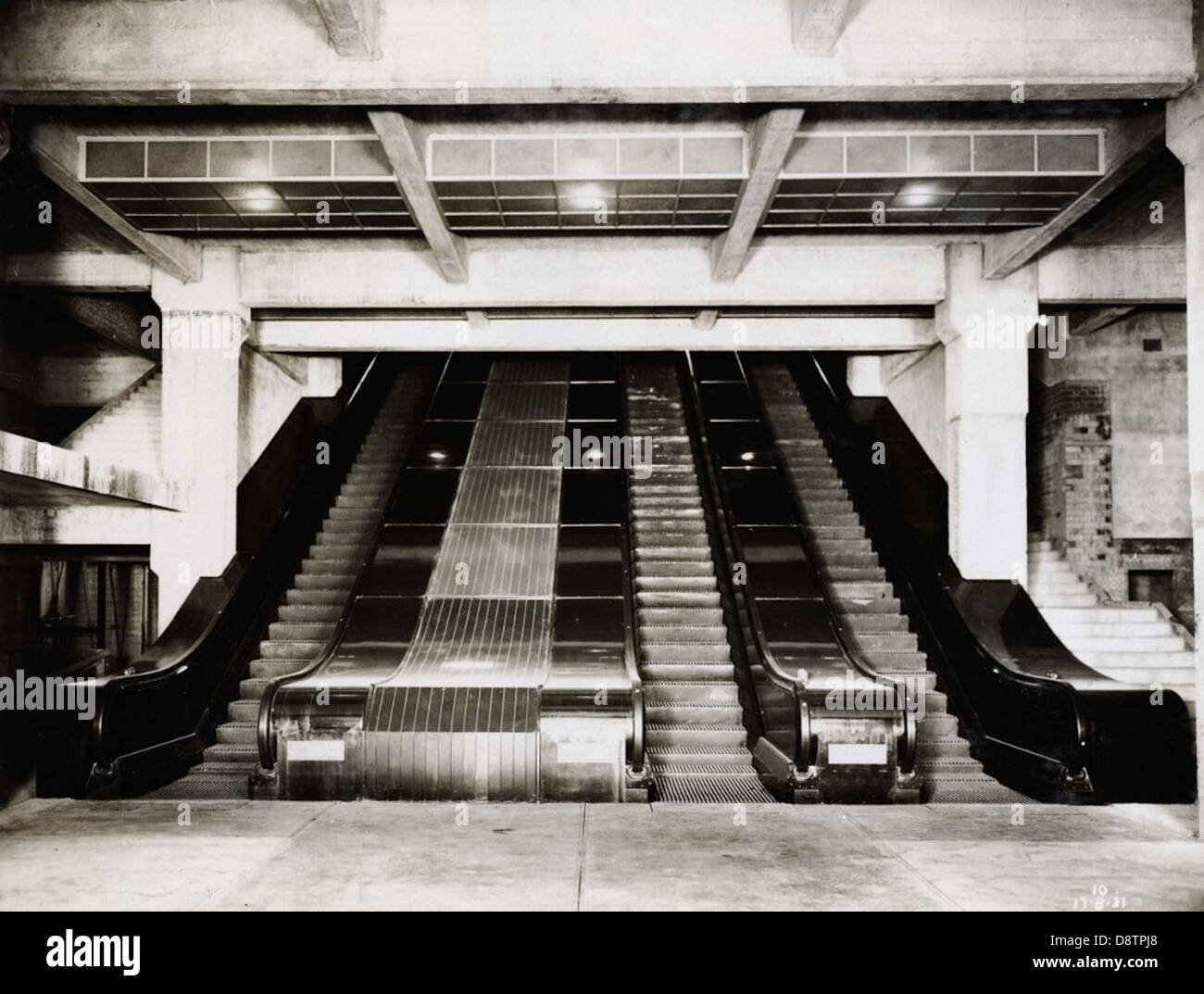 Wynyard Station - Escalators completed, York St. entrance Stock Photo ...