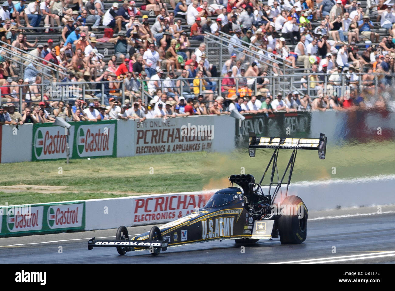 Nhra top fuel drag track hi-res stock photography and images - Alamy