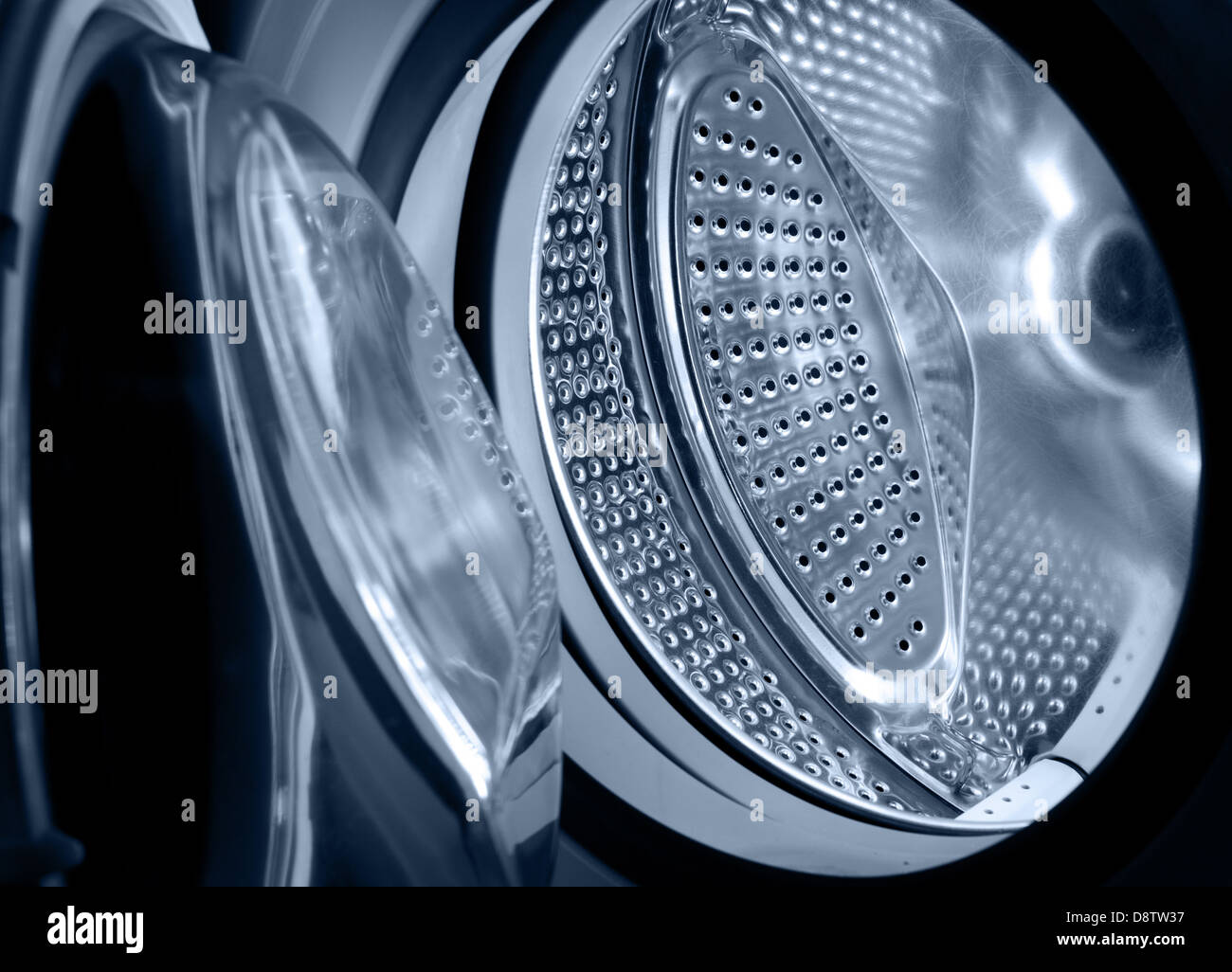 Front loading washer hi-res stock photography and images - Alamy