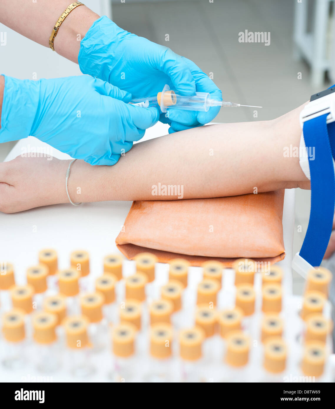 Blood drawing testing hi-res stock photography and images - Alamy