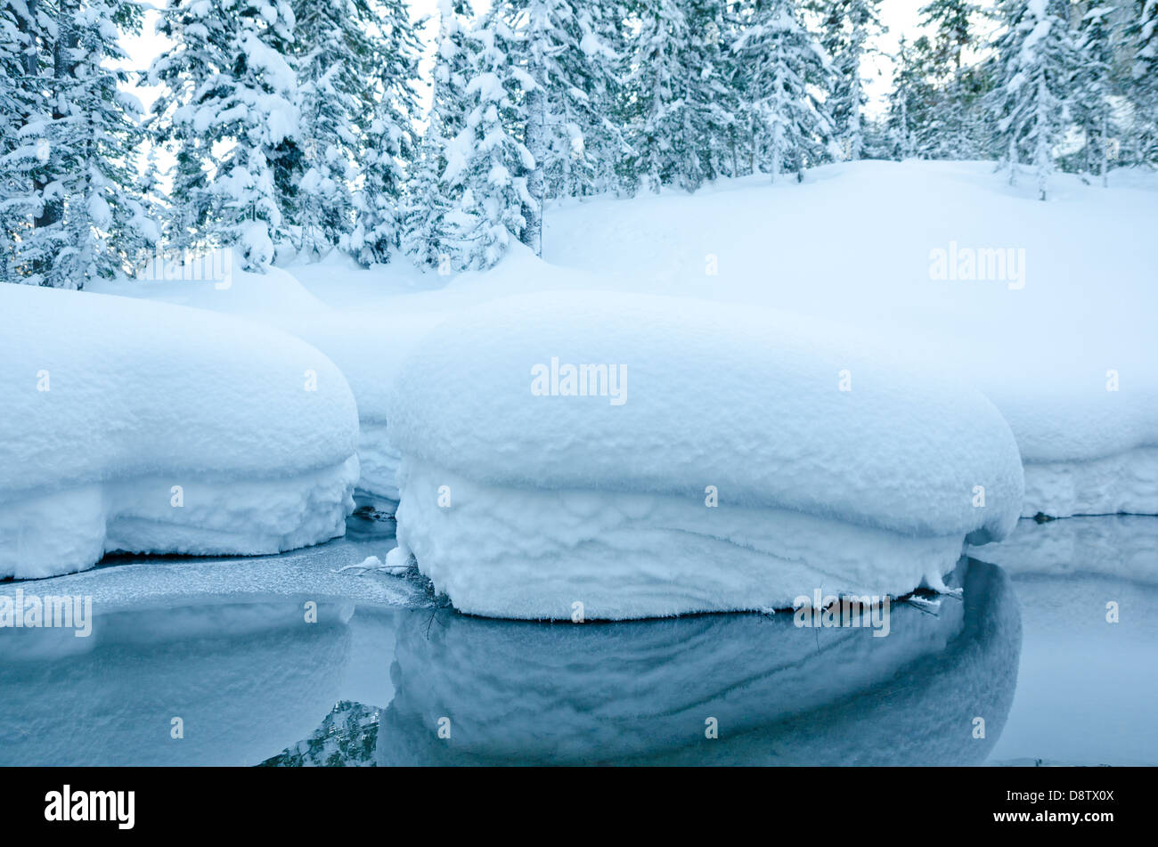 Freezing flow hi-res stock photography and images - Alamy
