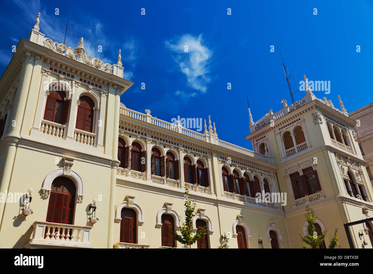 Retro architecture hi-res stock photography and images - Alamy