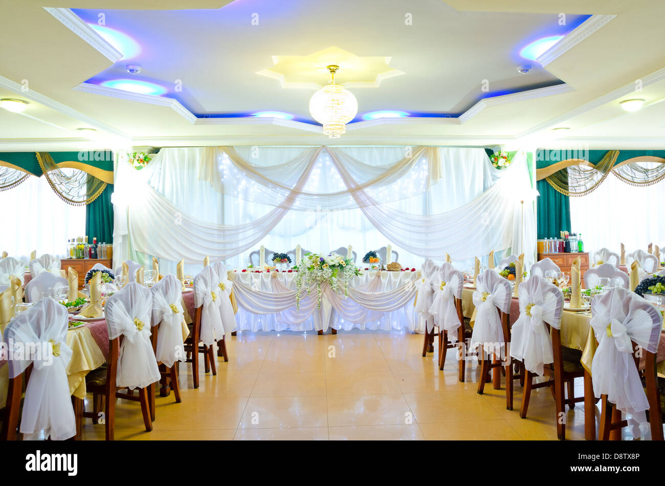 wedding banquet room Stock Photo - Alamy