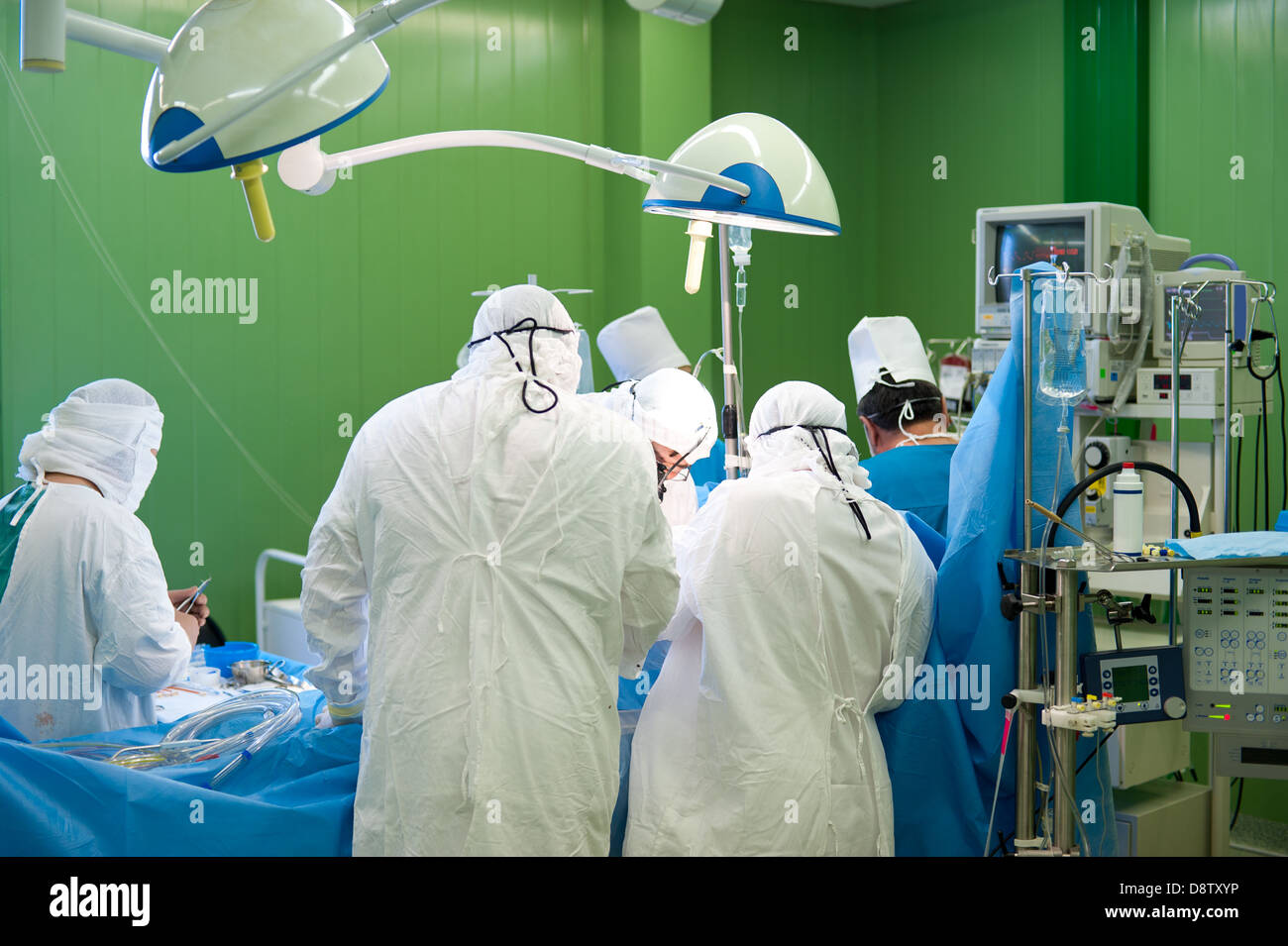 Bloody surgery hi-res stock photography and images - Alamy