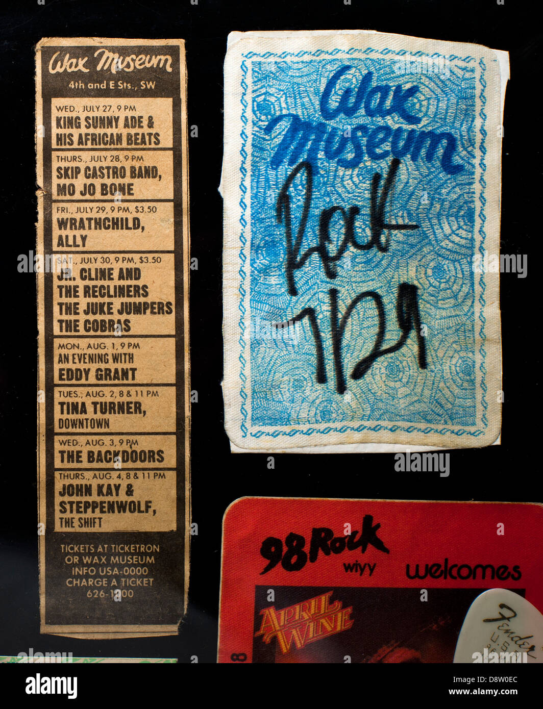 1980s newspaper clipping hi-res stock photography and images - Alamy