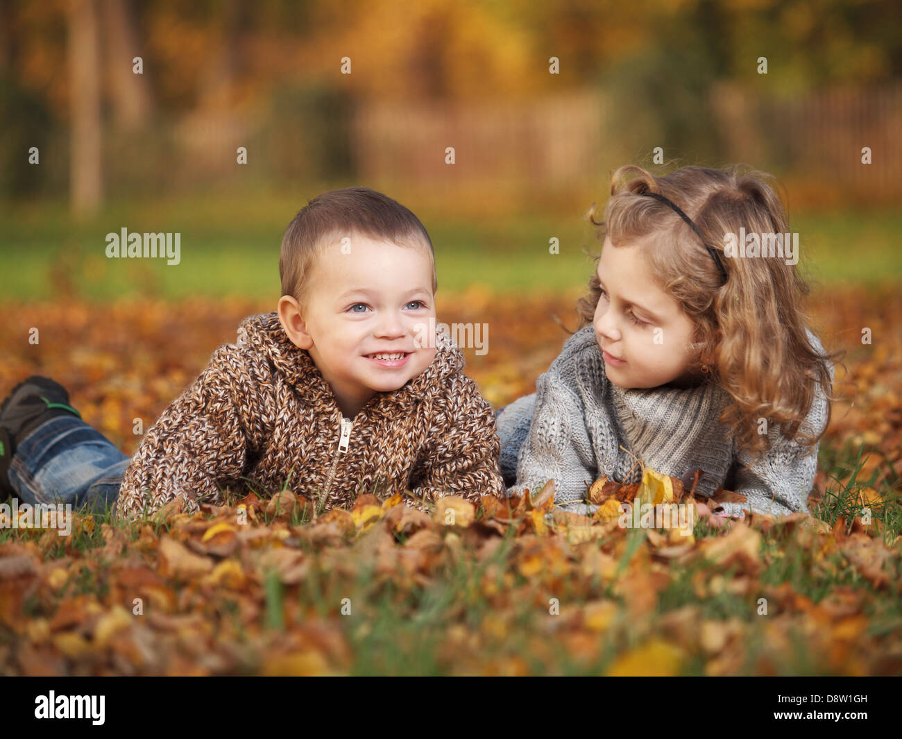 Plaing children hi-res stock photography and images - Alamy
