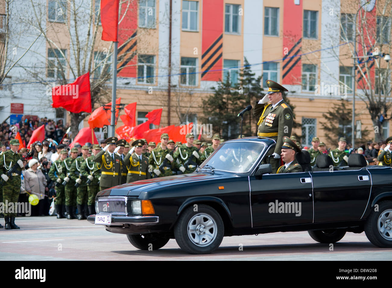 Commander of the parade hi-res stock photography and images - Alamy