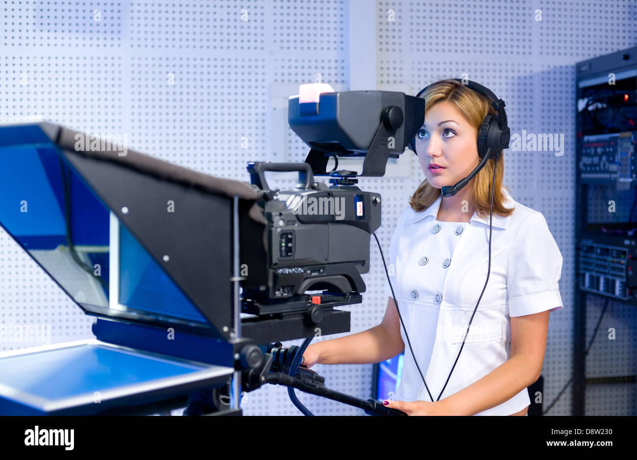 Cameraman studio hi-res stock photography and images - Alamy