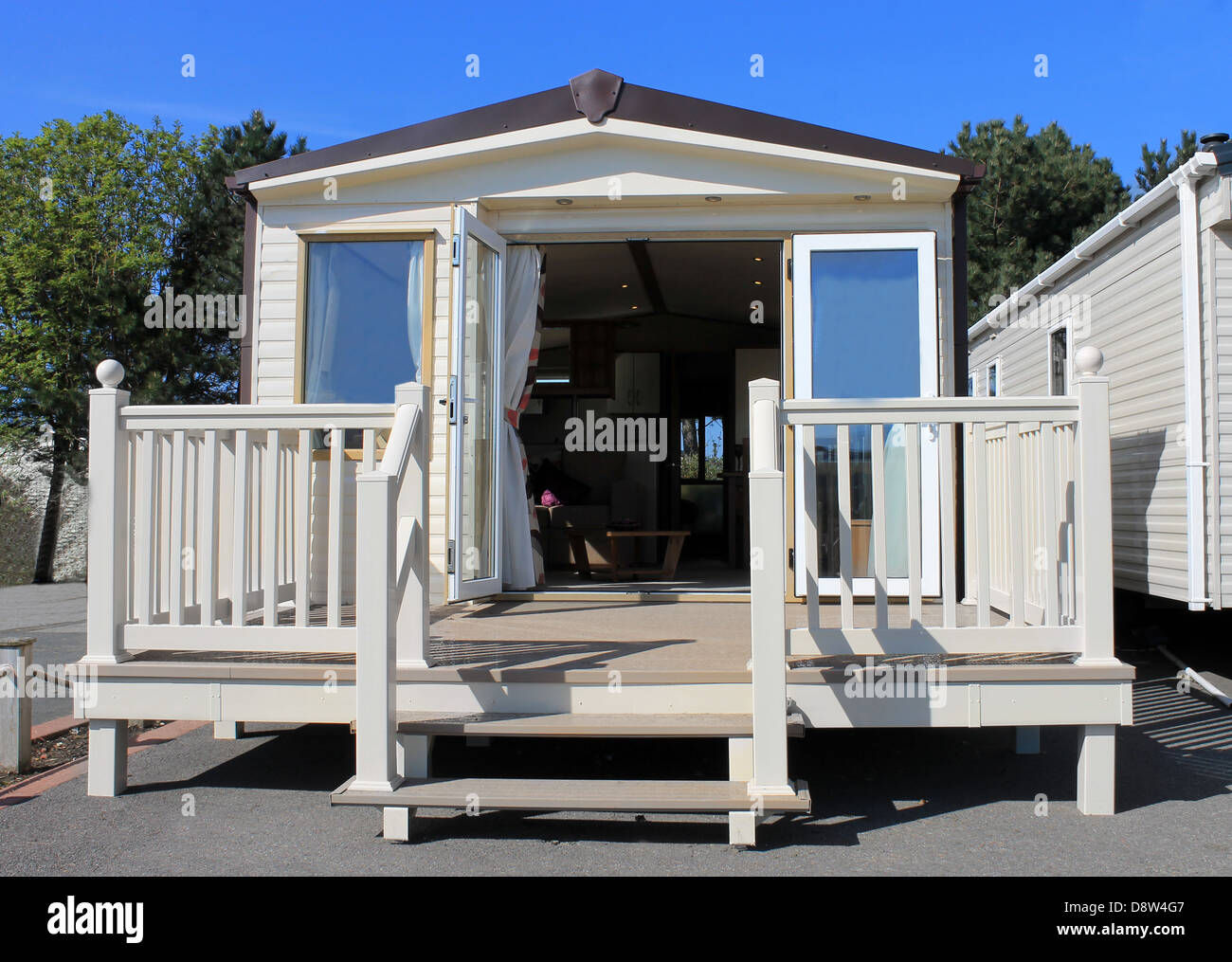Exterioer of luxurious modern caravan with open doors Stock Photo - Alamy