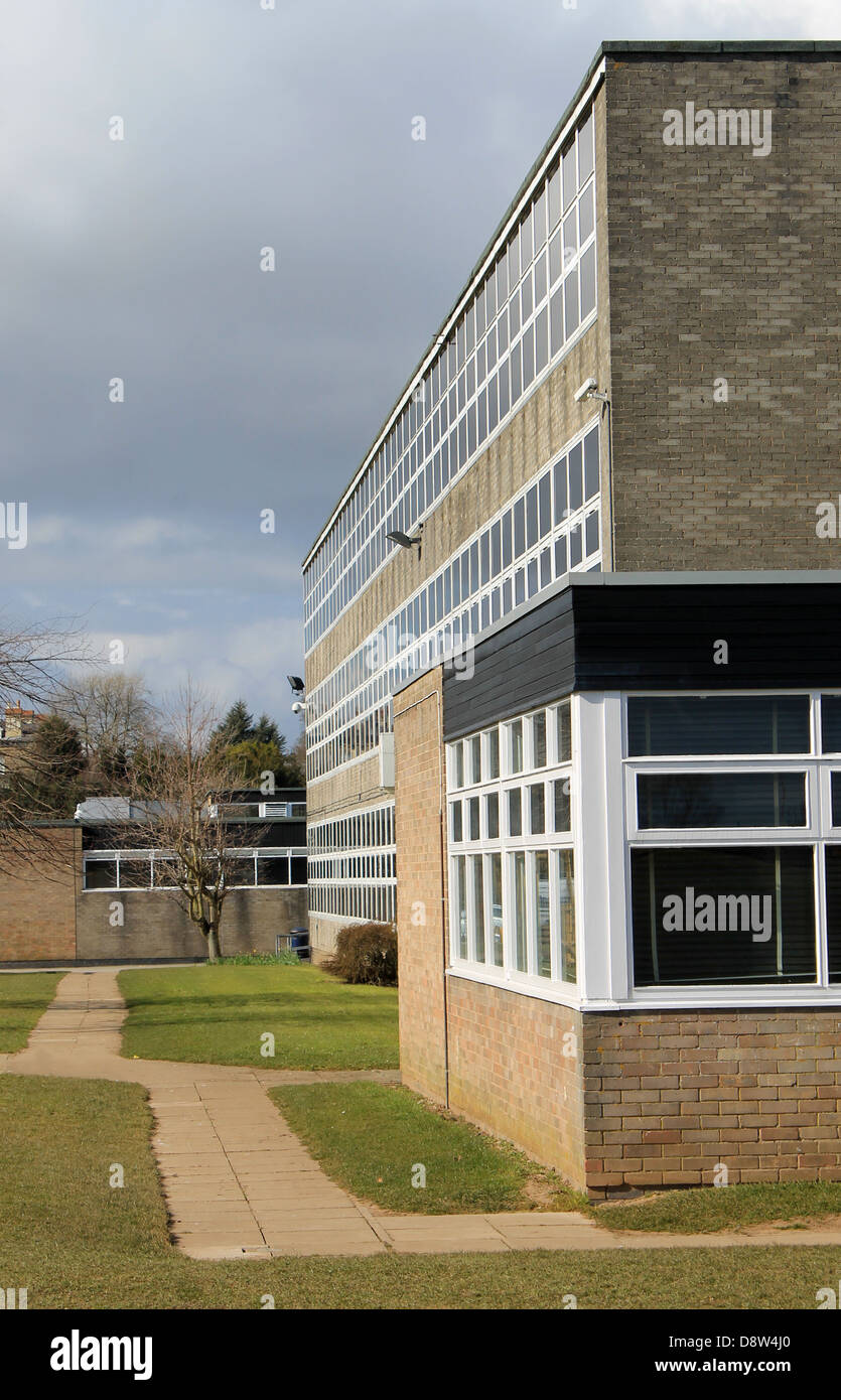 Modern educational architecture hi-res stock photography and images - Alamy