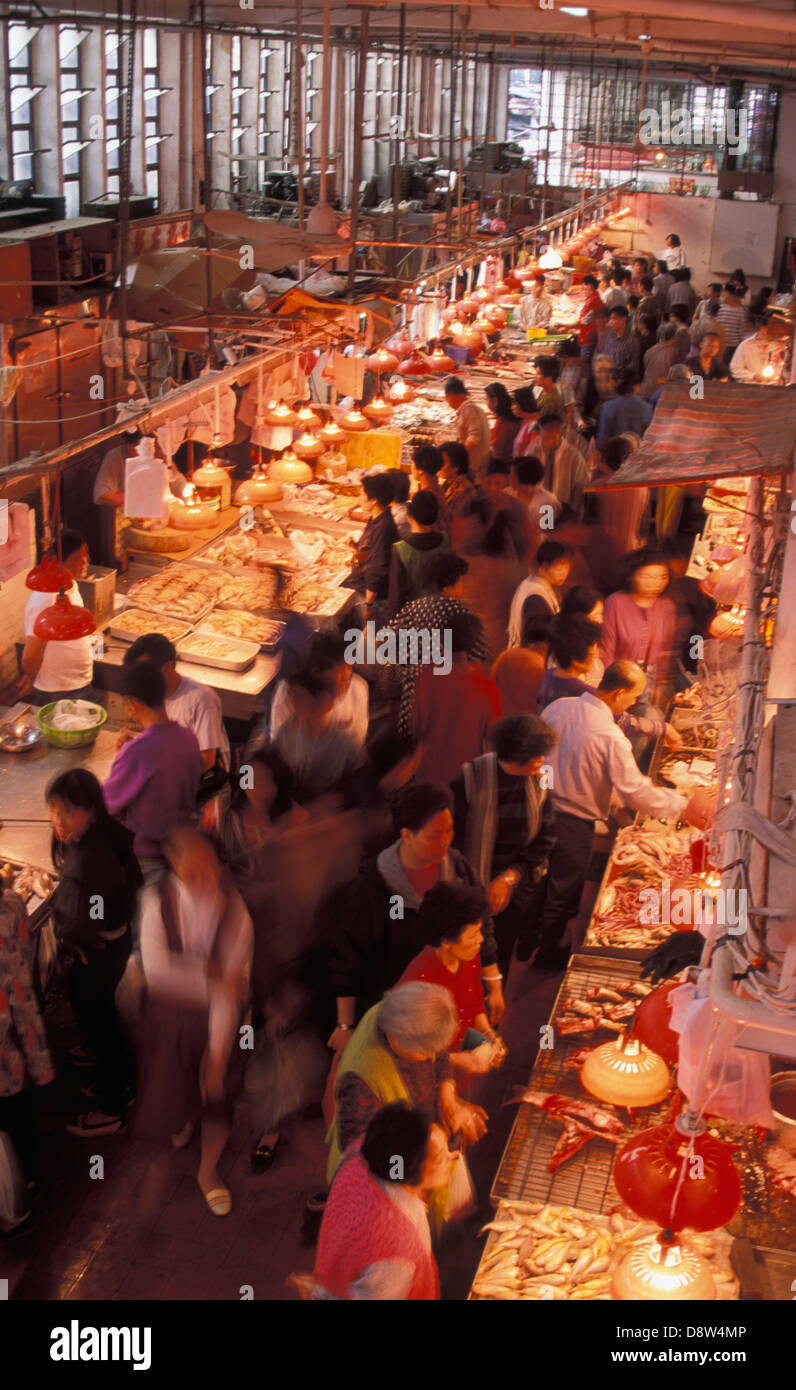 Crowded fish market in Macau, China Stock Photo - Alamy
