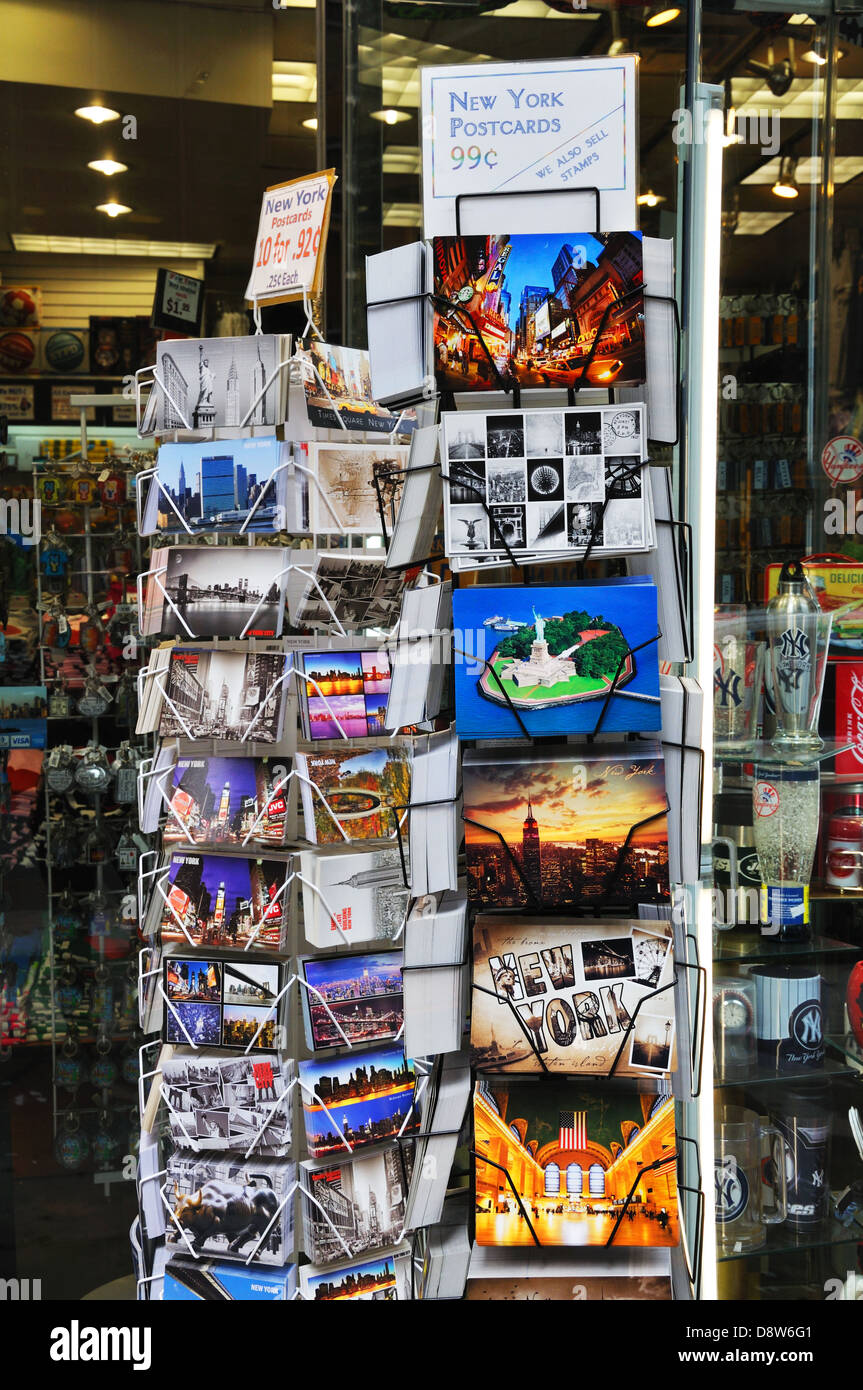 Souvenir post cards hi-res stock photography and images - Alamy