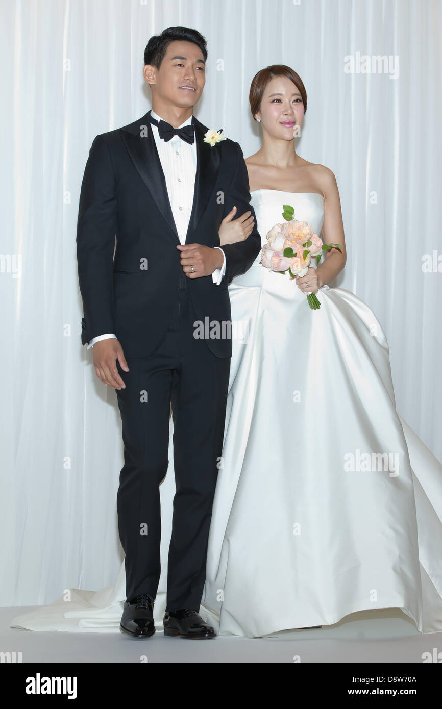 Baek Ji-Young and Jeong Seo Kwon's wedding in Seoul, South Korea on ...