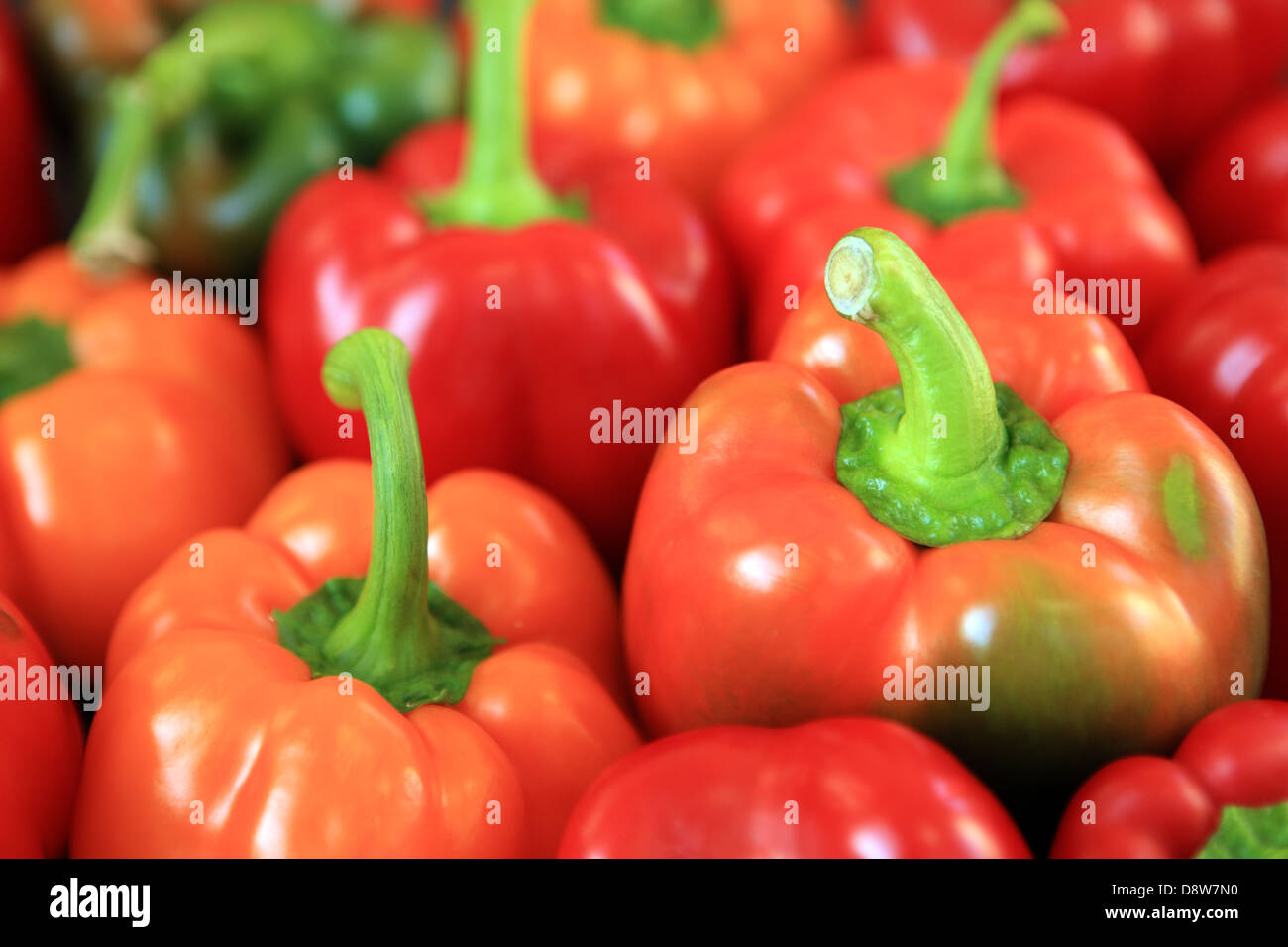 Red green orange bell peppers hi-res stock photography and images - Alamy