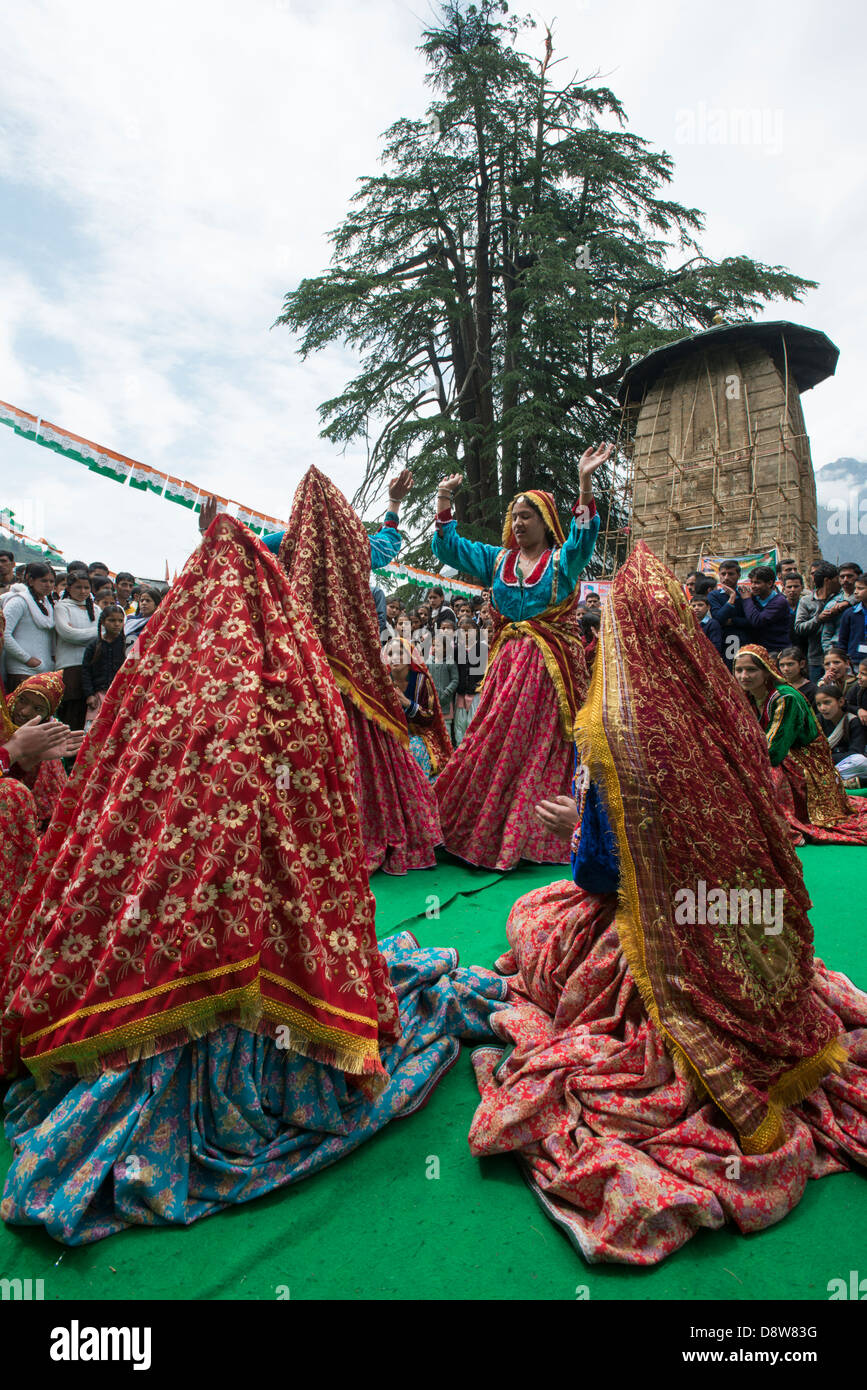 Indian village folk hi-res stock photography and images - Alamy