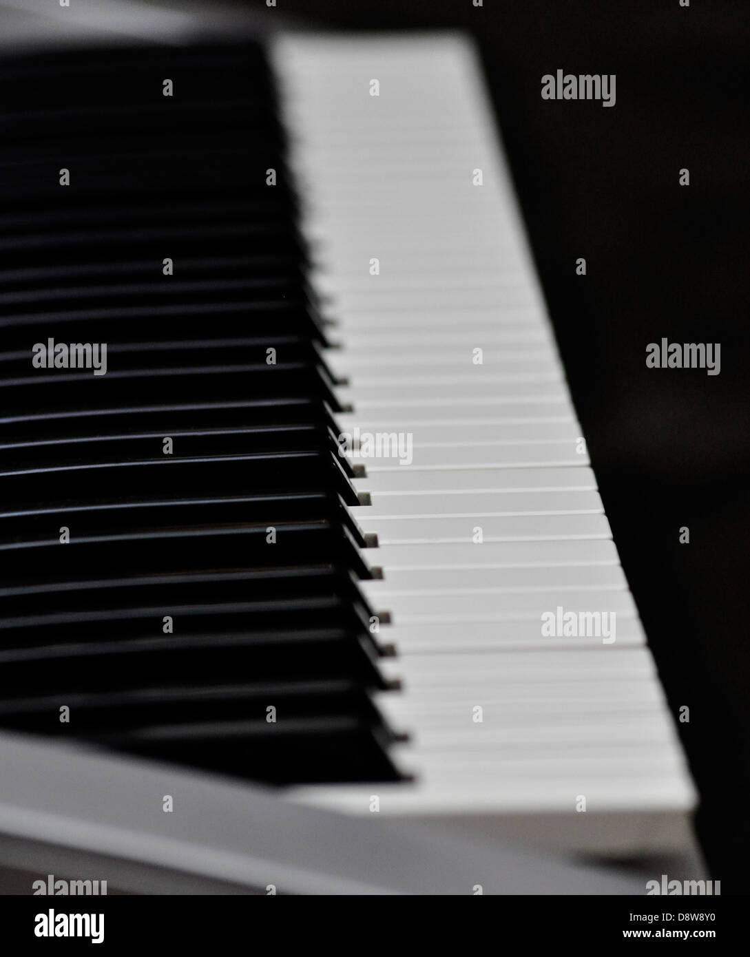 Keyboard bass hi-res stock photography and images - Alamy