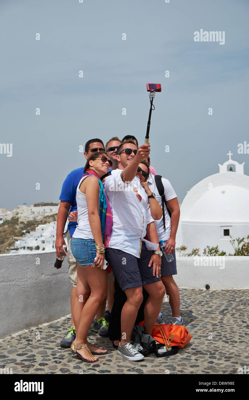 Group snap hi-res stock photography and images - Alamy
