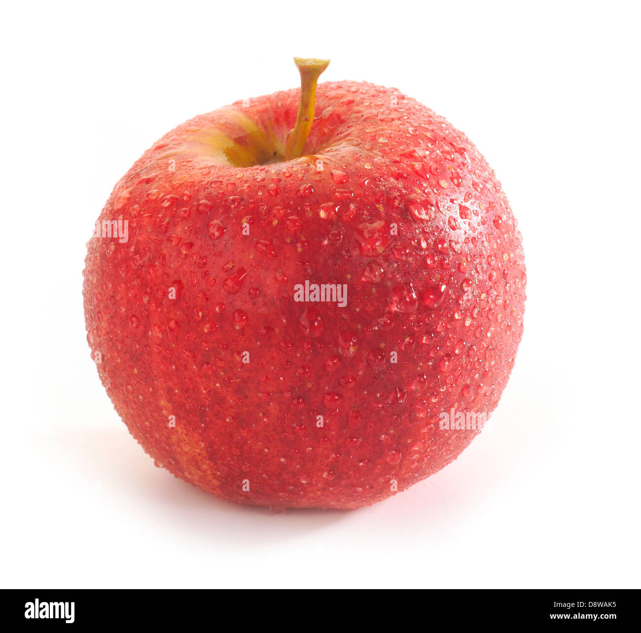 Cut-out red apple with droplets Stock Photo - Alamy